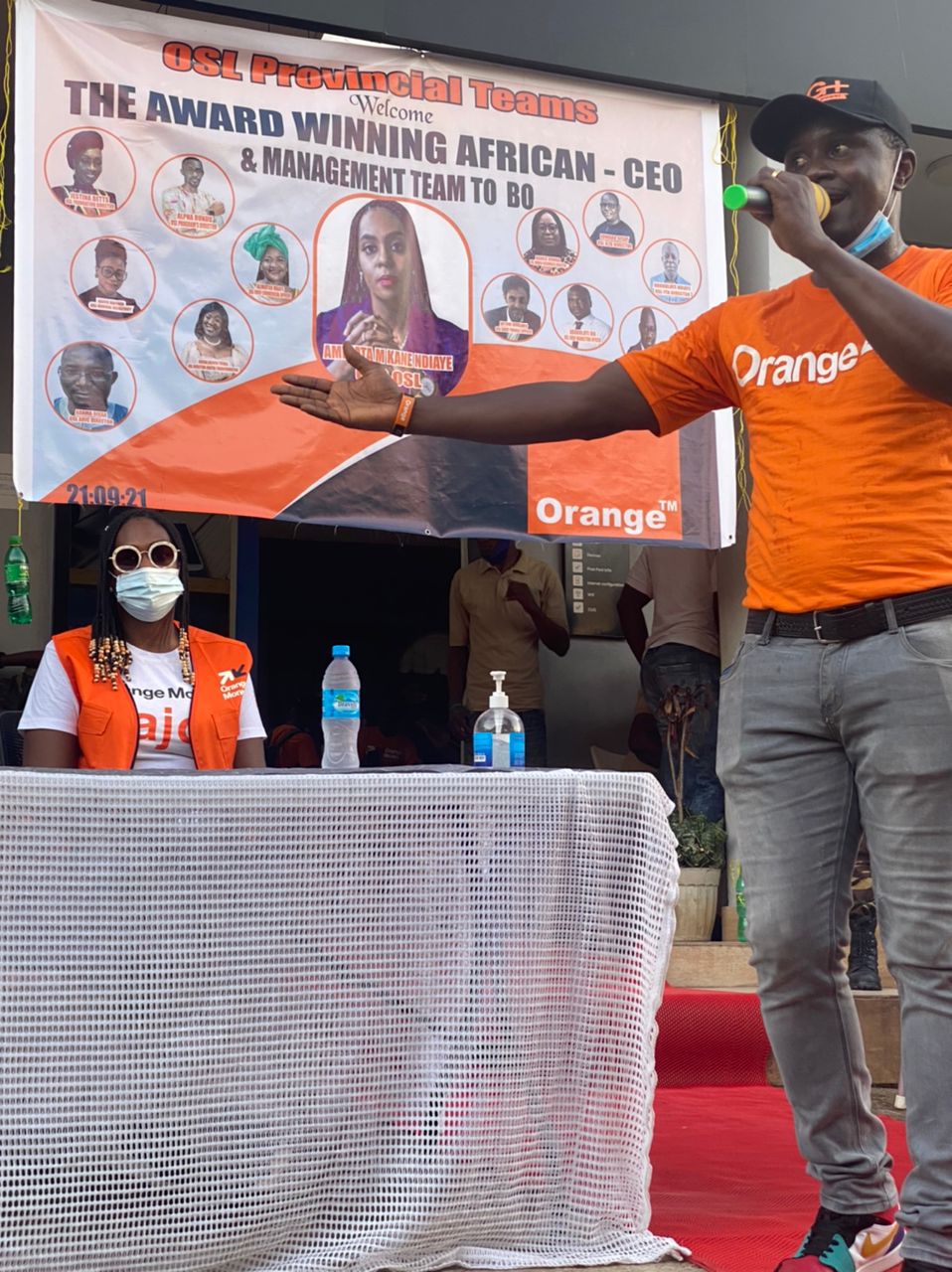 ORANGE SENIOR MANAGEMENT TEAM STORMS BO | OWLPRESS